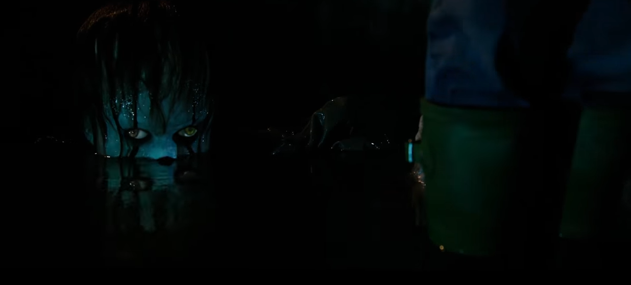 Stephen Kings ES – Neuer Horror-Trailer mit Killer-Clown Pennywise ...